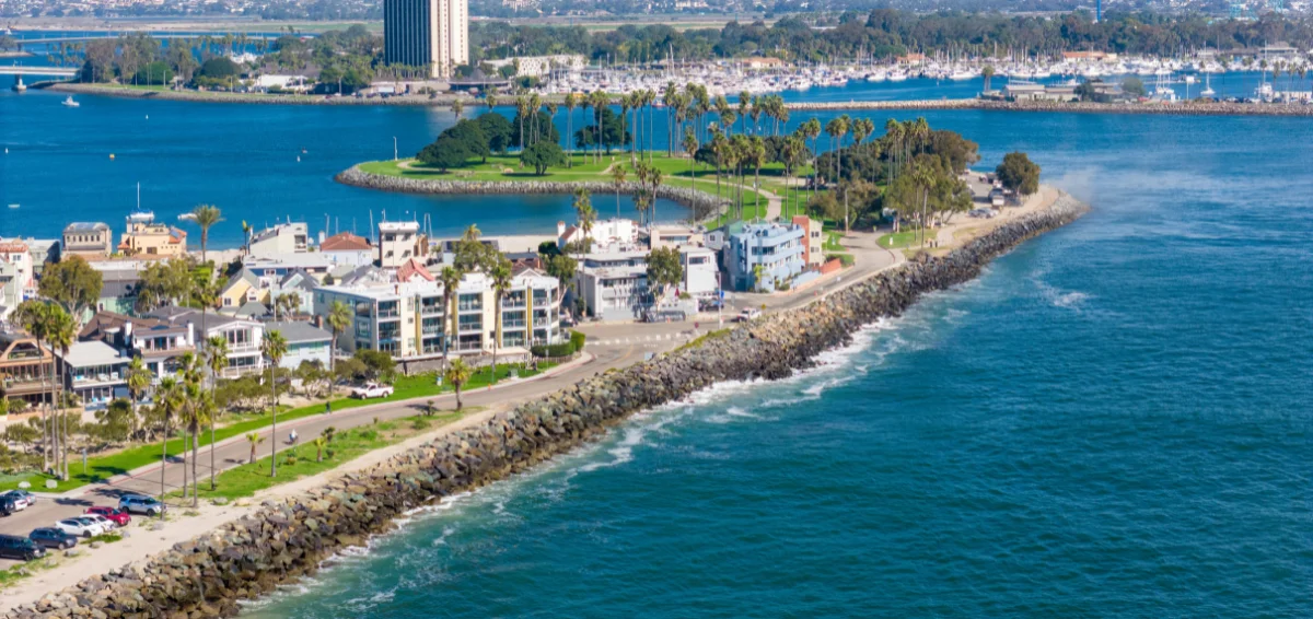 12 Wonderful Alaska Beaches You Must Visit in This Summer