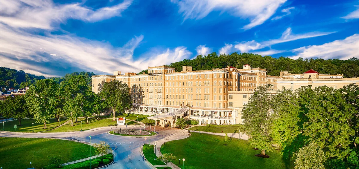 15 Amazing Romantic Getaways In The Midwest For Couples